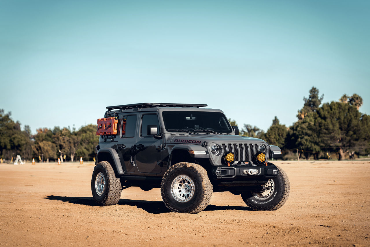 2019 Jeep Wrangler - KMC GRENADE CRAWL BEADLOCK - Machined | KMC Wheels